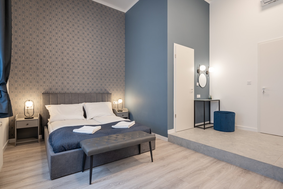 D48 - Grand Superior Apartments By BQA - Apartments for Rent in ...