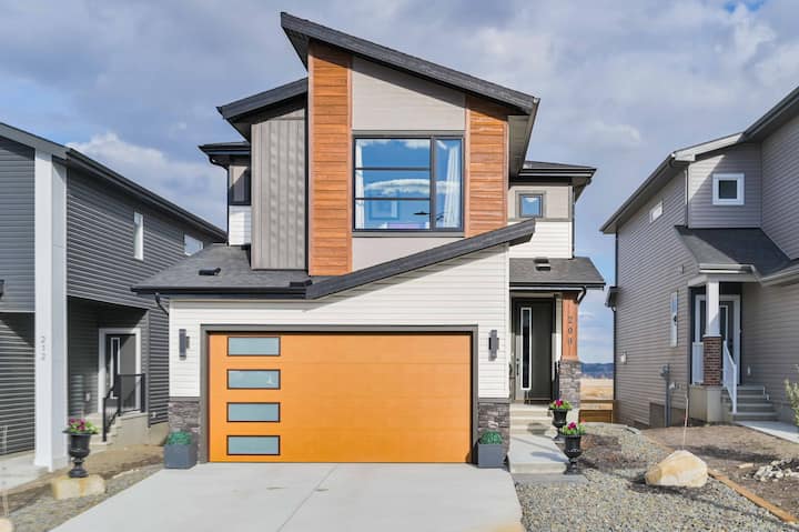 Charming Cochrane Basement Stay - Cochrane