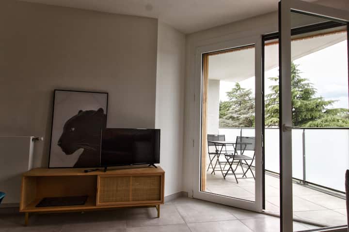 Luminance, Apt Proche Commerces Spacieux Et Calme - Annecy-le-Vieux