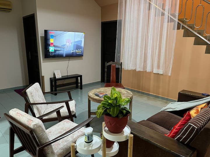 Dino's Single Room With Shared Bathroom - Taiping