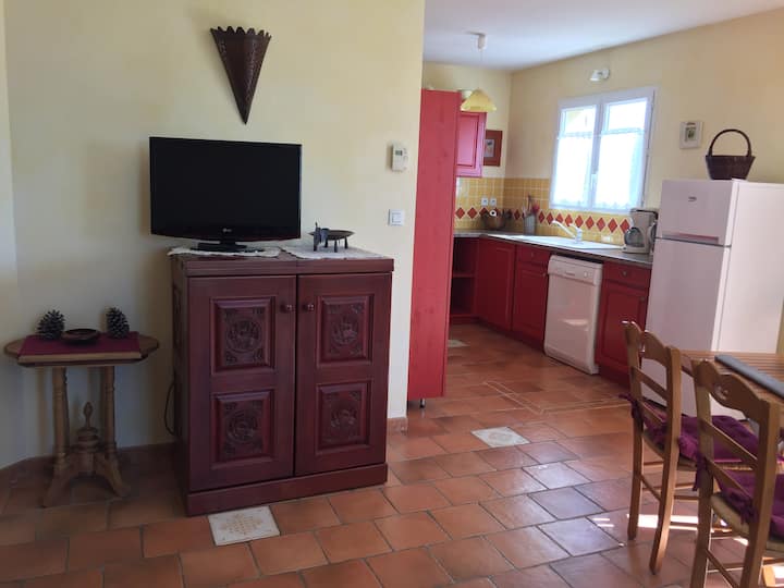 Les Oliviers
Gîte Climatisé Avec Piscine 
Pour 4p - Anduze