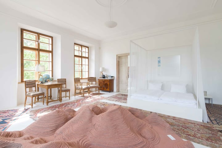 The Geographic Room At Chateau Třebešice - Kutná Hora