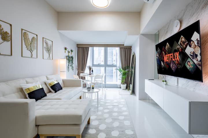 Spacious 2 Bedroom (High Floor) | Bgc | Bathtub - Taguig