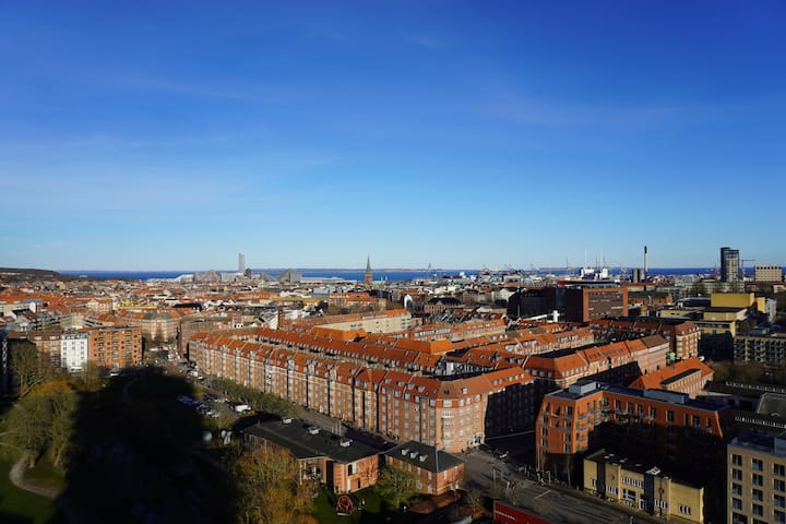 Privat Lejlighed På 15. Etage Med Panoramaudsigt - Aarhus