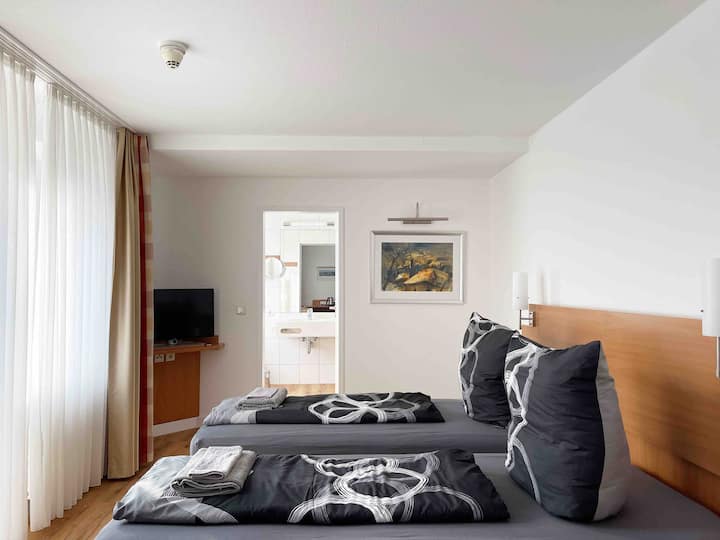 Charming Twin Room | Home2share - Münster