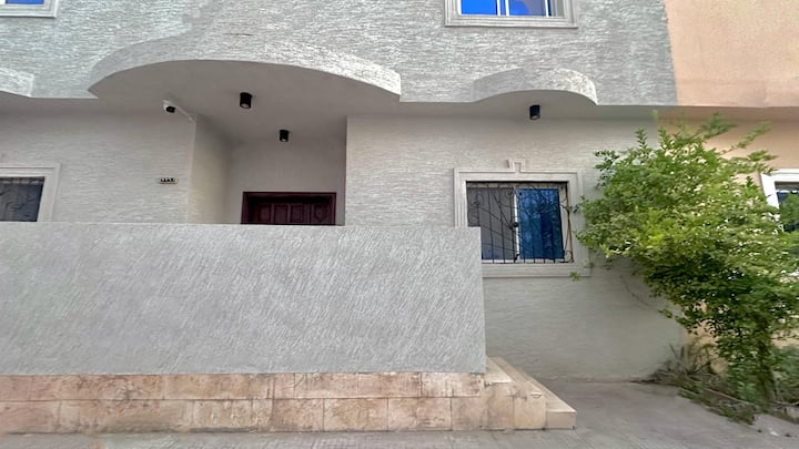 Family Luxury Apartment In A Compound (Self-entry) - Jeddah