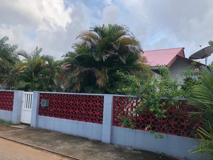 Grande Maison Avec Piscine - Parc Amazonien de Guyane
