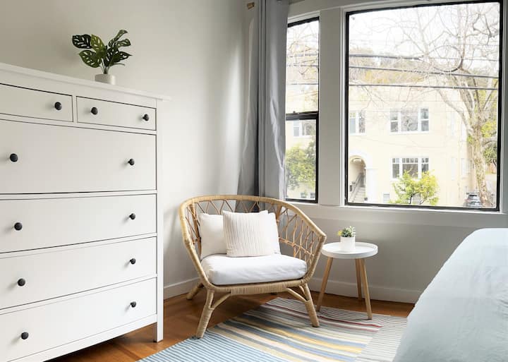 Spacious Apt - 2 Blocks From Cal - Berkeley, CA