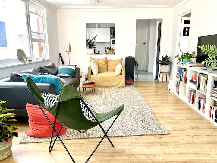 Light, Spacious And Close To City, Beach And Unsw. - Randwick