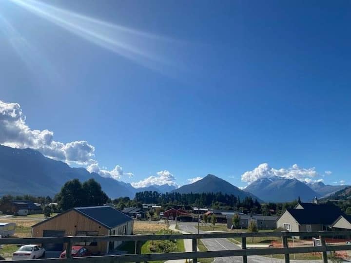 House In Central Glenorchy - Glenorchy