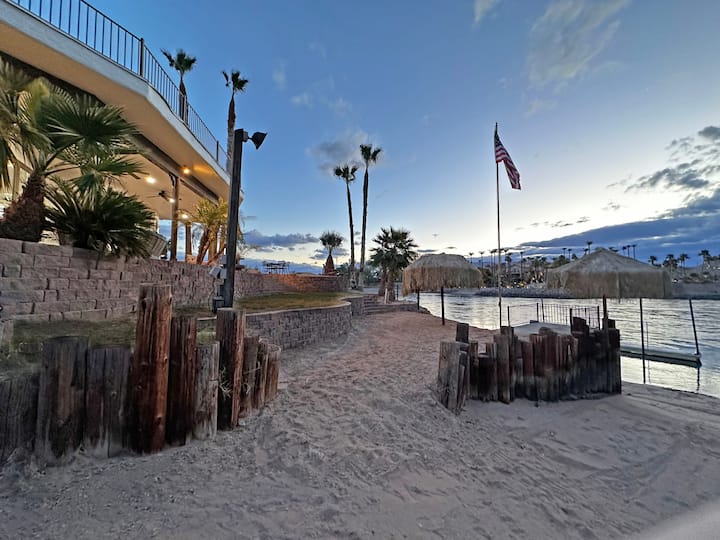 Tranquil Riverfront Luxury Home! - Needles, CA