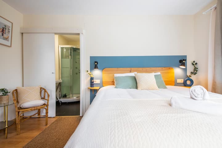 Hotel Donosti - Double Room With Private Bathroom - Saint-Sébastien