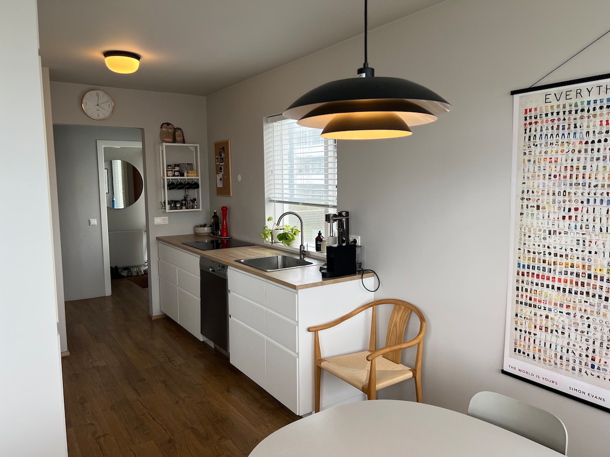A cozy and convenient apartment - Apartments for Rent in Seltjarnarnes ...
