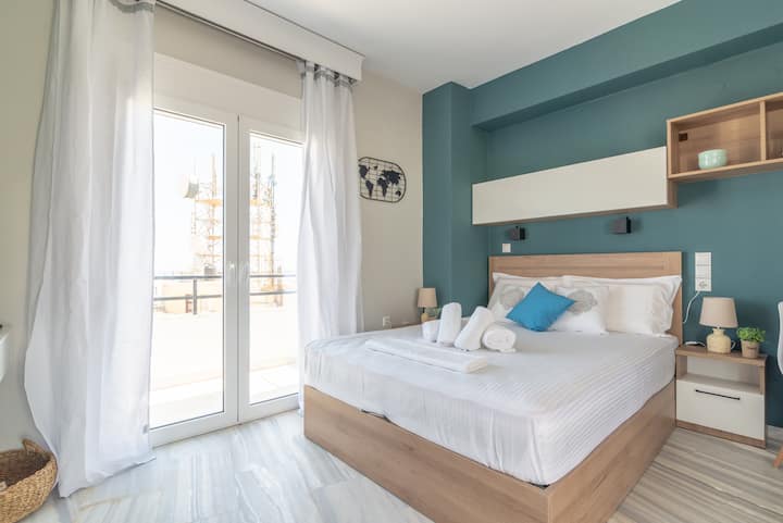 Penthouse Studio In Centre With Seaview - Héraklion