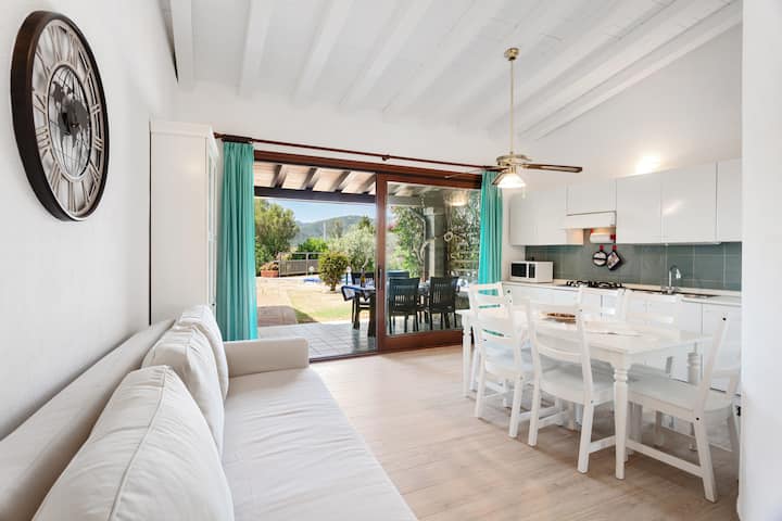 Villa Entourée Par La Nature (Piscine Partagée) - San Teodoro, Sicily