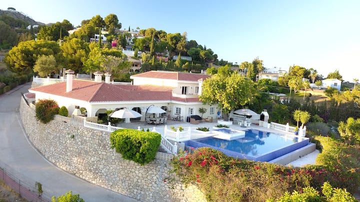 Luxury Villa Close To Beach - Torremolinos