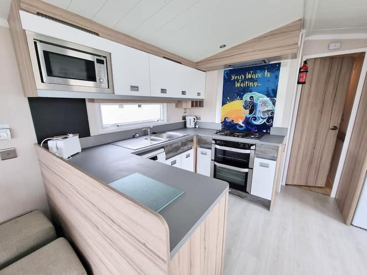 Beautiful Caravan On The Coast - Filey