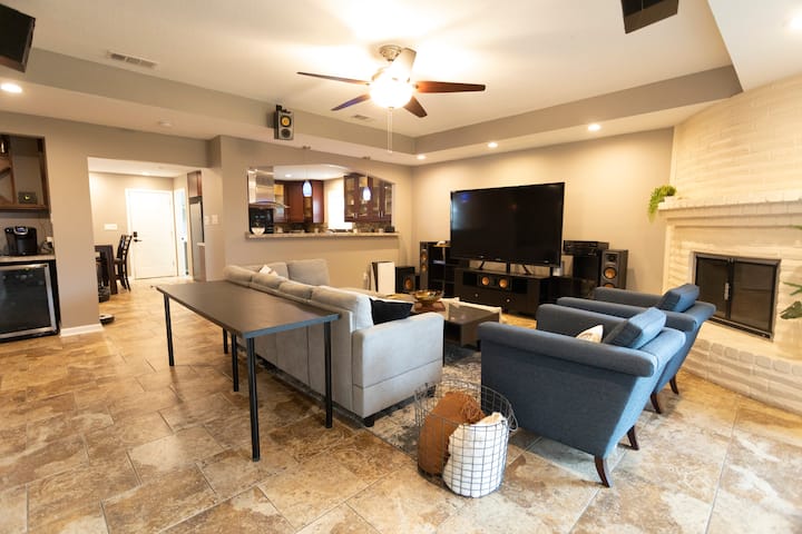 Missouri City Furnished Stay Retreat - Missouri City, TX