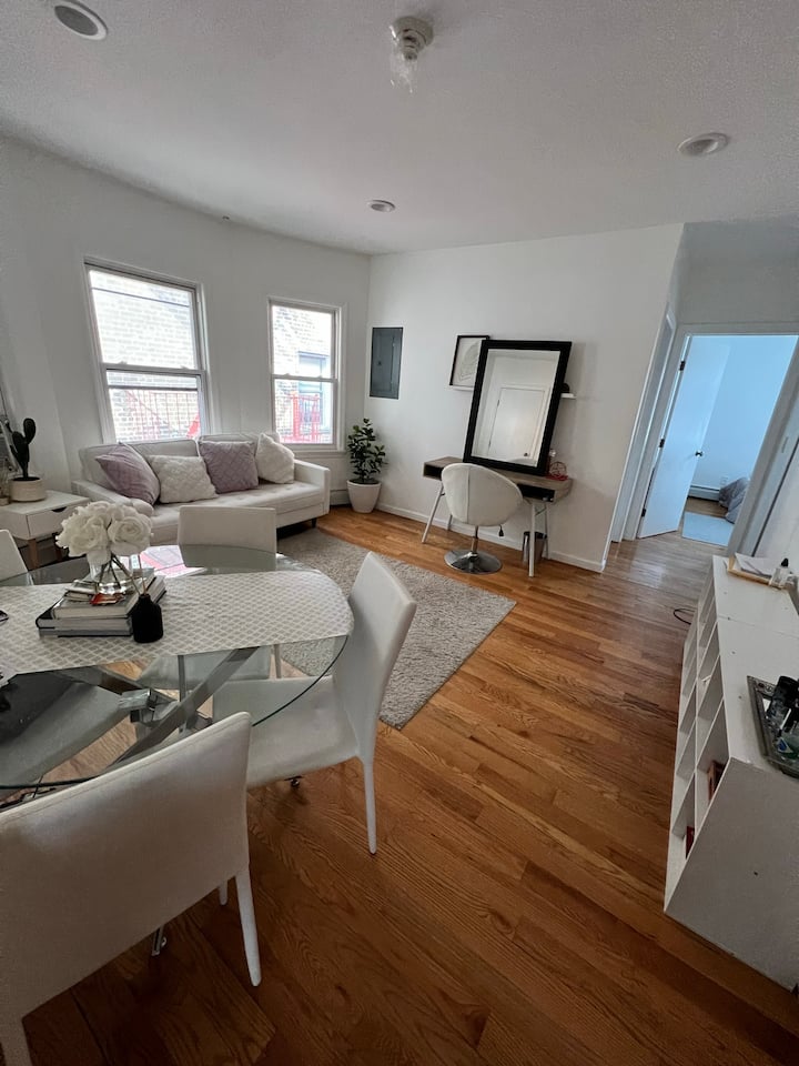 Downtown Clean And Quiet Apt. - White Plains, NY