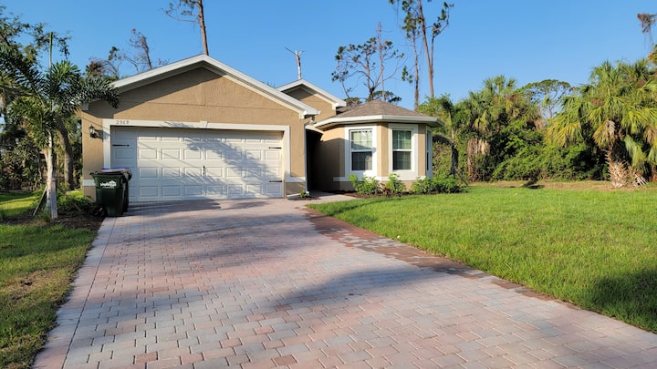Cozy Oasis - North Port, FL