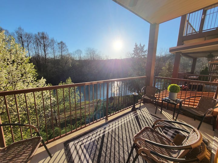River Dreams- Serene Retreat - Sevierville, TN