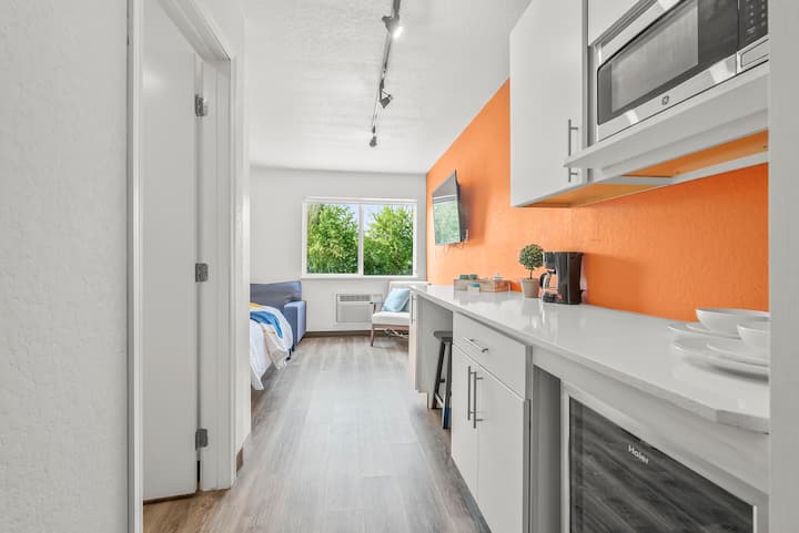 Cedar Falls Micro-apartment - Cedar Falls, IA