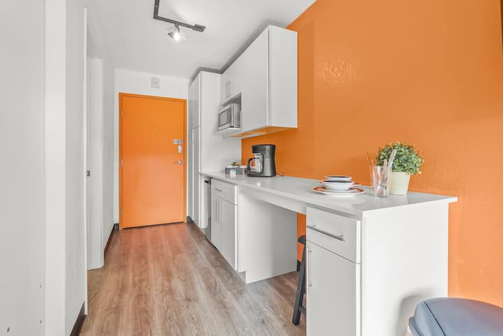 Cedar Falls Micro Apartment - Cedar Falls, IA