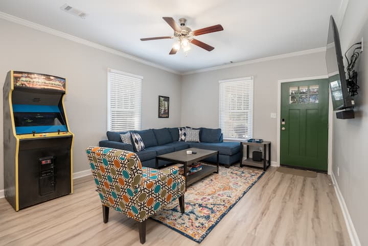 New! Uptown Cottages - 2bed/1bath-new Furnishings! - Hot Springs, AR
