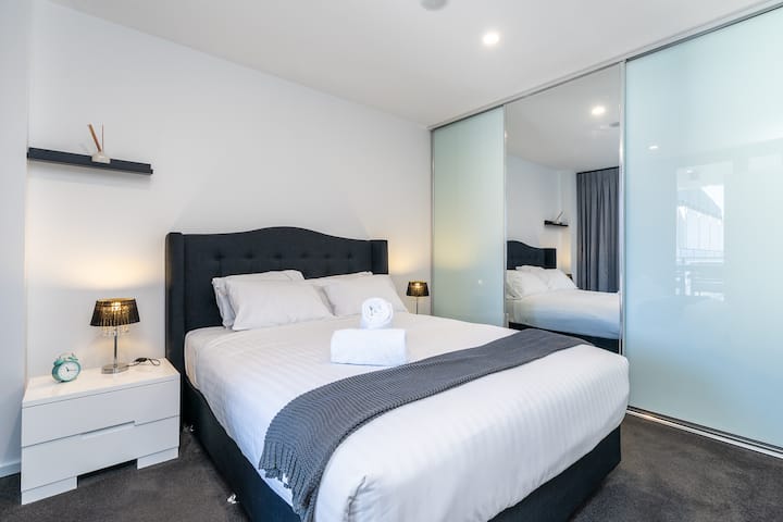 Park Avenue Apt In The Heart Of The City - Canberra