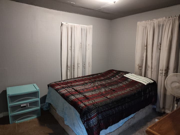 Nice Spacious House Near Airport - Big Creek Lake, AL