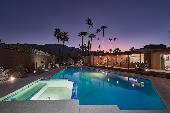 Fabulous Private 4br Mid-century Resort Pool Home - Palm Springs, CA