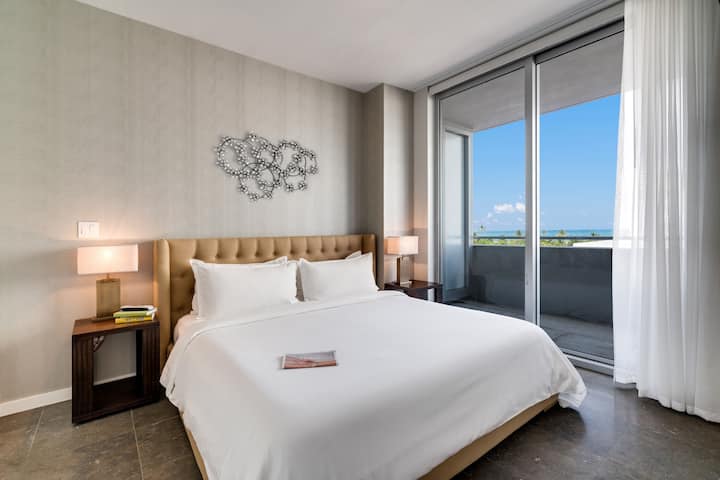 Ocean View One-bedroom Condo, 1 Block From Beach - South Beach