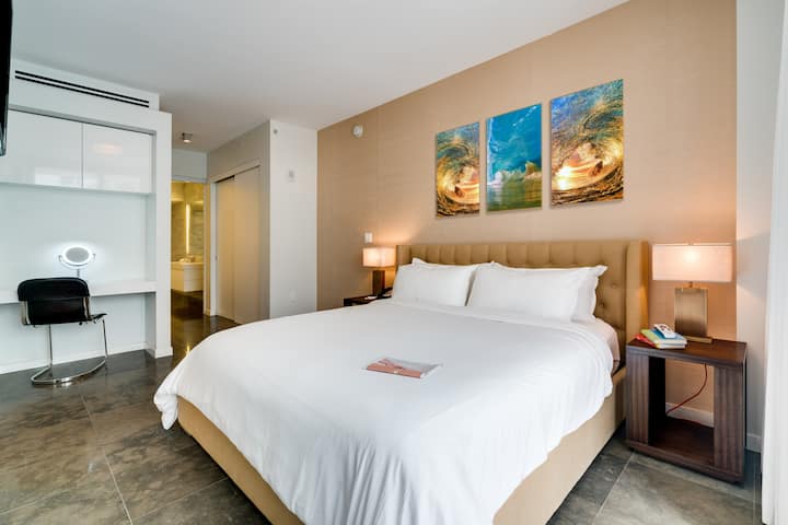Miami Beach Stylish 1-bedroom Condo With Terrace - Miami Beach, FL