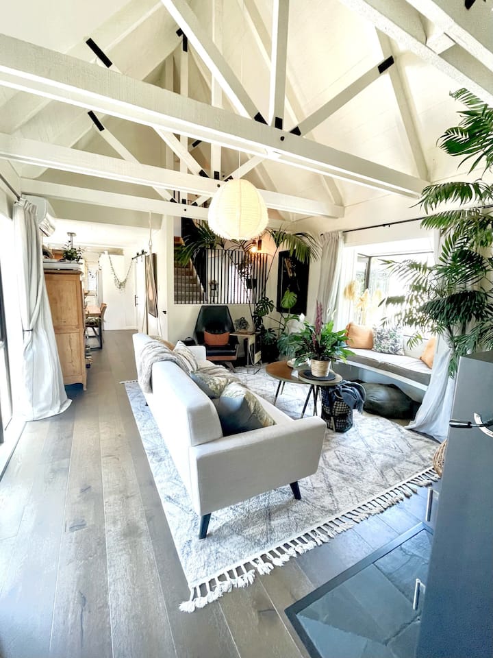 Stunning Cottage Close 2 Airport - Christchurch