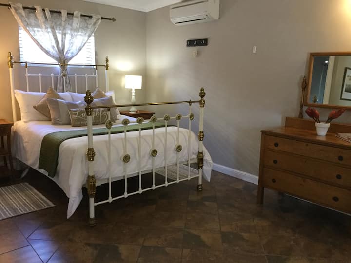 Village Cottages In Langeberg - Montagu