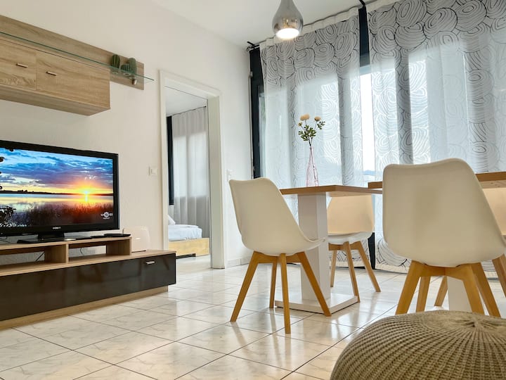 Appartamento Bilocale Con Terrazzi E Garage - Lugano