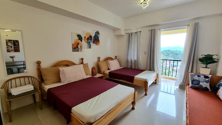 Cozy Condo At Minesview Park - Baguio