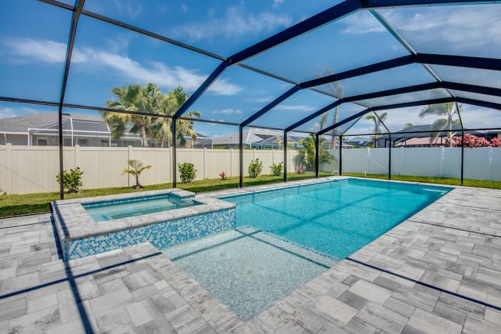 Last Minute-villa Sparkle Blue - Large Pool & Spa - Cape Coral, FL