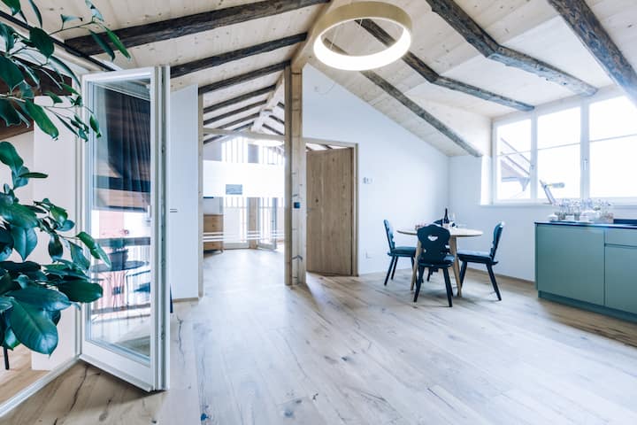 Jordan Suites - Jordans Carpenter's Atelier - Nova Ponente