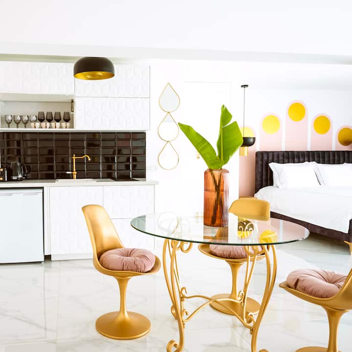 New Leventis Luxury King Suite 41-central Location - Nissi Beach