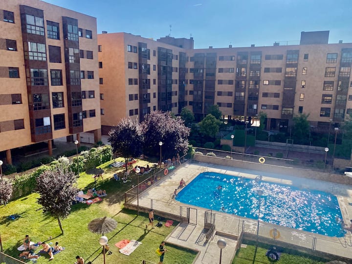 Charming Madrid Airport Ii - Parking - Coslada