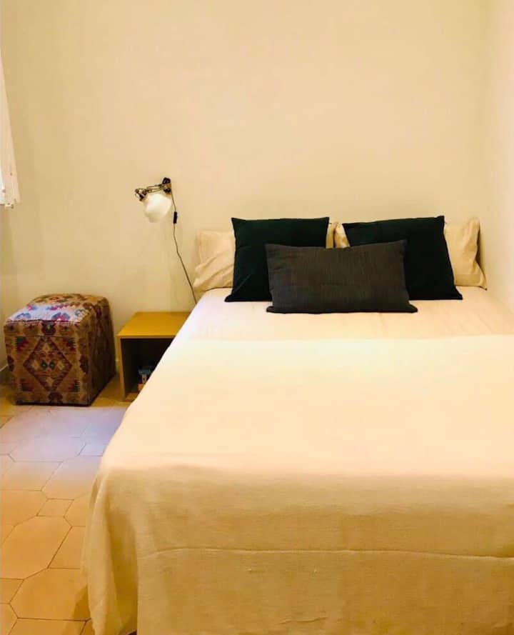 Single Room With Private Bathroom - Barcelone
