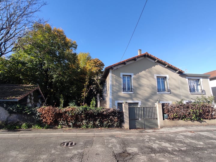 Le Moulin - Belle Maison 180m2 Et 5 Chambres - Valence