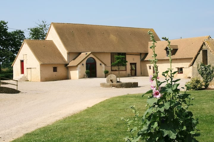 Gîte De 34 Couchages Avec Salle De Réception - Sarthe