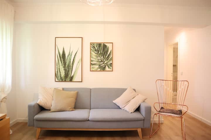 Beach And Cosy Apartment - Almada