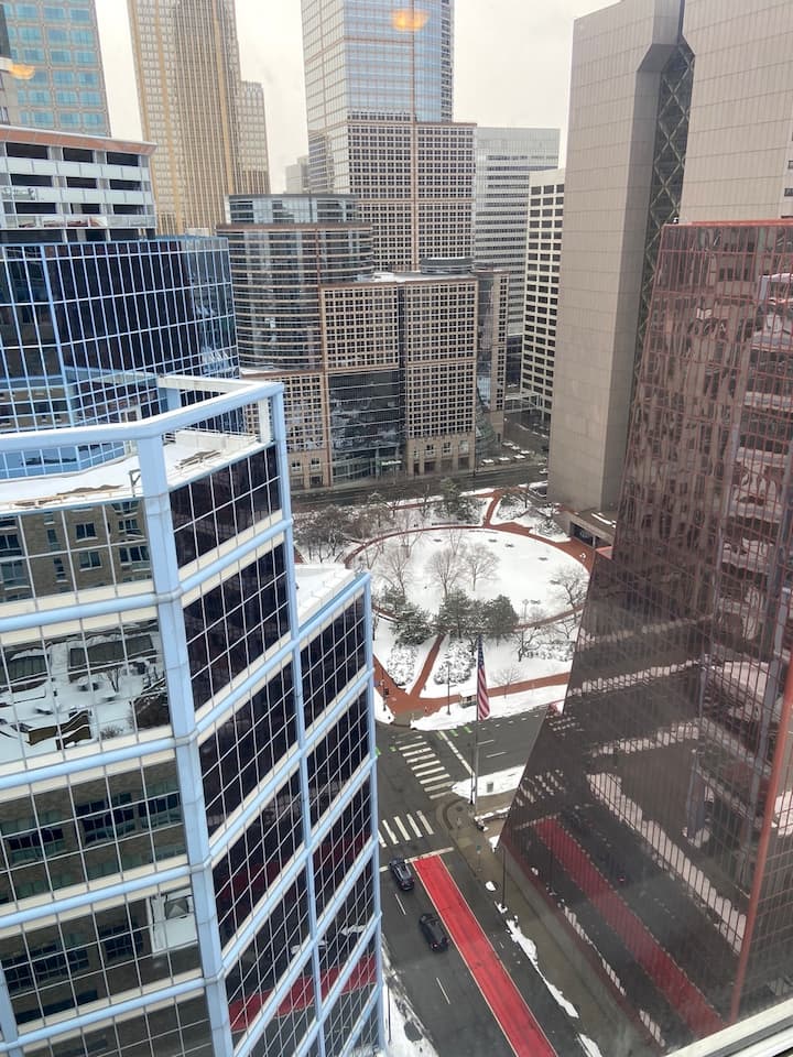 Cozy Minneapolis Skyway Studio - Minneapolis, MN