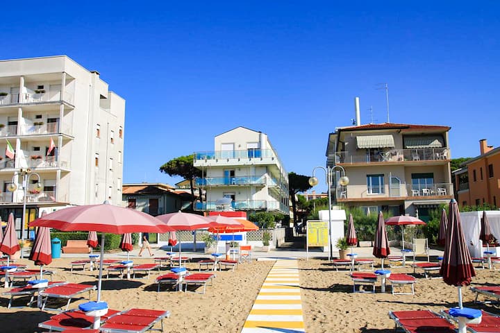Jesolo Sun Beach House (01) - Host Solution - Jesolo