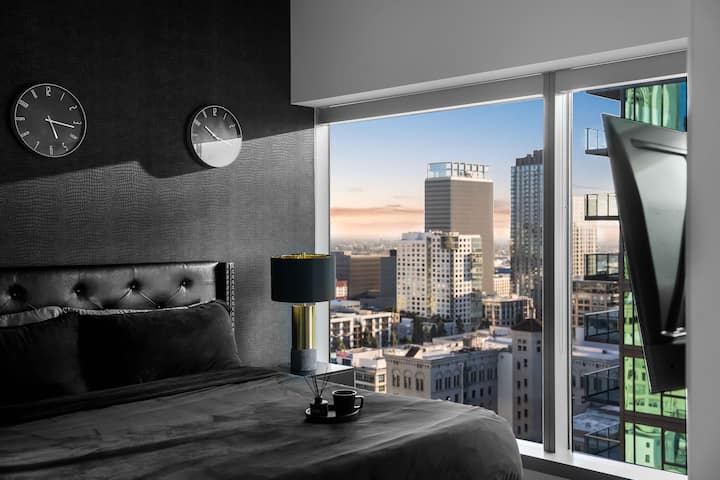 The Bryant - Luxe Highrise W/ Parking, Gym, Pool - Los Angeles, CA