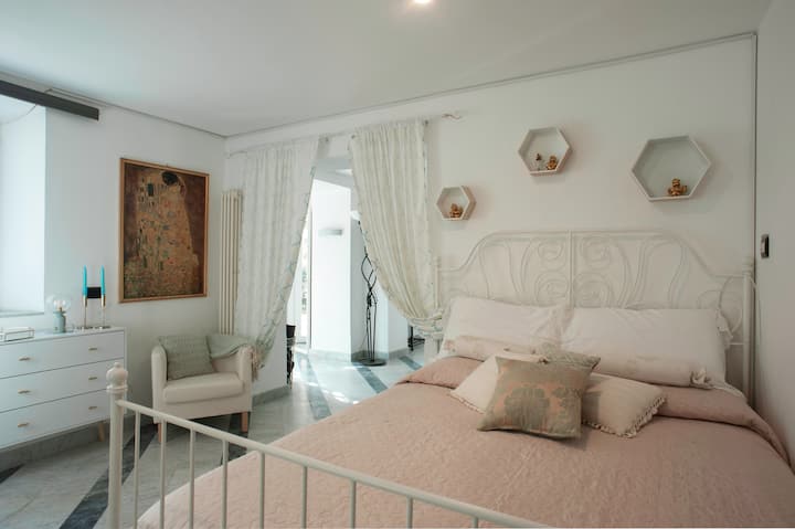 Casa Ale 5terreguesthouse Giardino - La Spezia