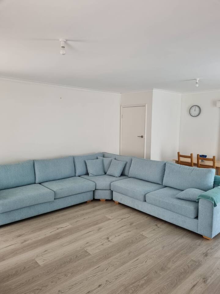 Cosy & Modern Unit 500m From Beach - 托爾坎